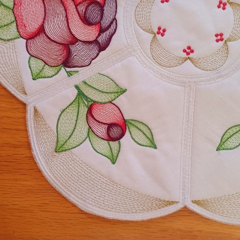 Rose Table Topper – Machine Embroidery Design | EmbWeekly
