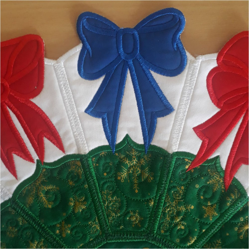 Bow Table Topper – Machine Embroidery Design | EmbWeekly
